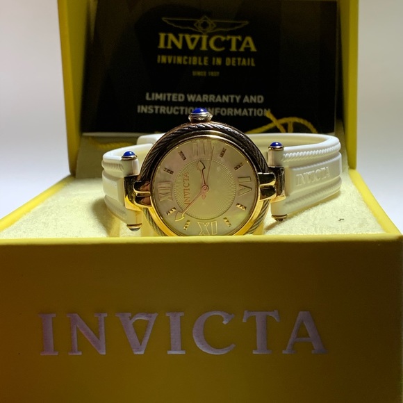 Invicta | Accessories | Invicta Pearl Face Gold And Silver Womans Watch ...